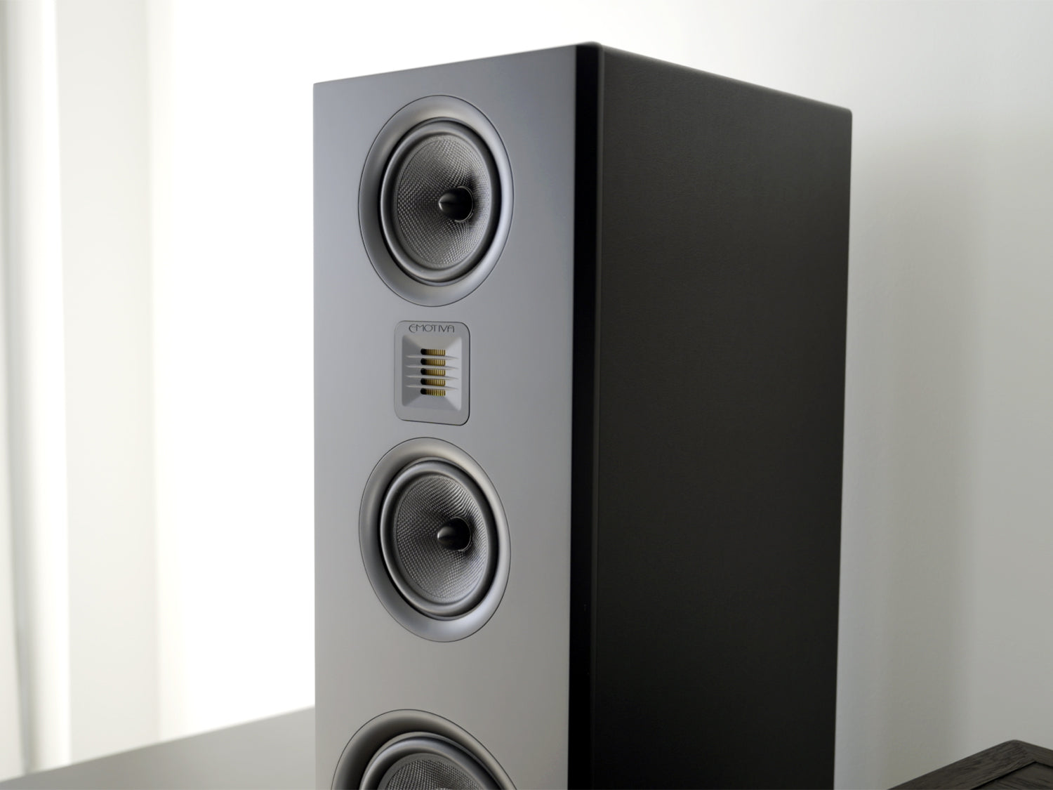Airmotiv XT3 Floorstanding Tower Loudspeakers (Pair) – Emotiva Audio ...